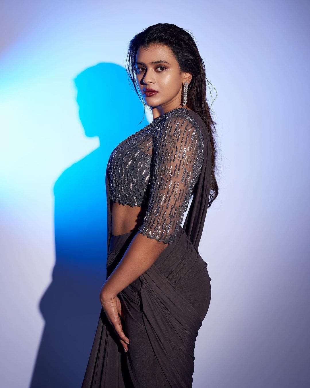 Hebah Patel Hot Black Saree Pictures - TrackTollywood