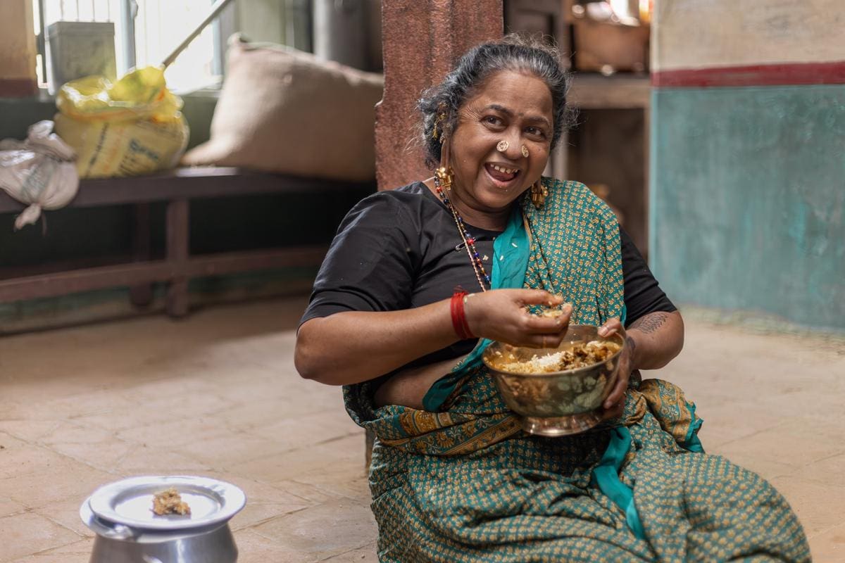 Thaai Kizhavi Review: Radhika Sarathkumar's Comedy Drama